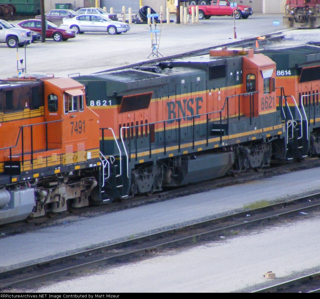 BNSF 8621